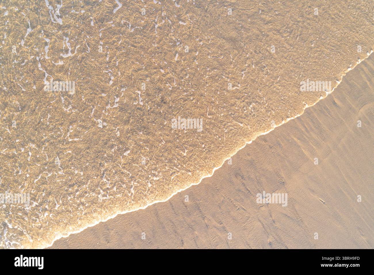 Sandy riverbed erosion patterns hi-res stock photography and images - Alamy