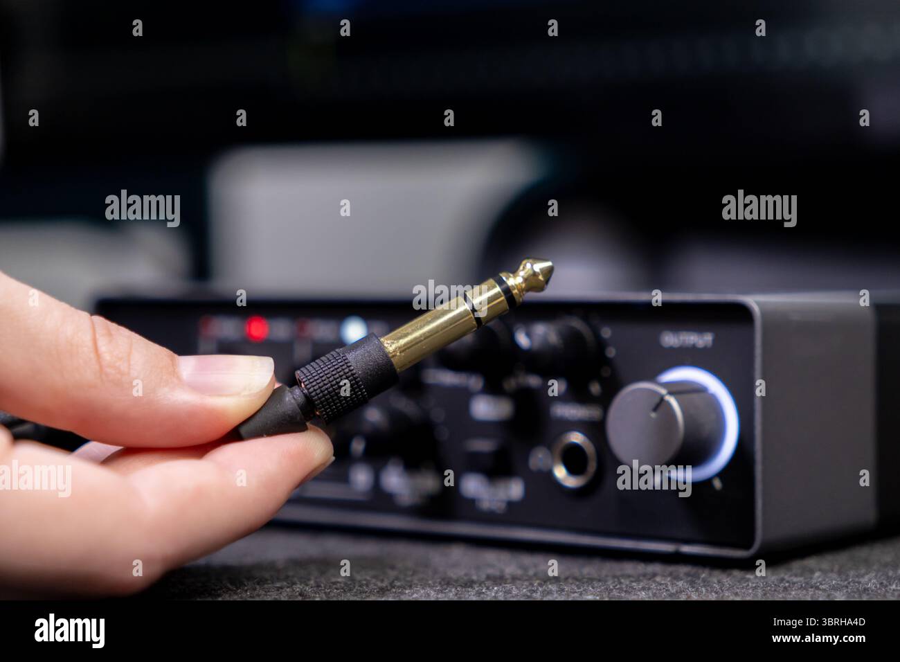 Home recording system hi-res stock photography and images - Alamy