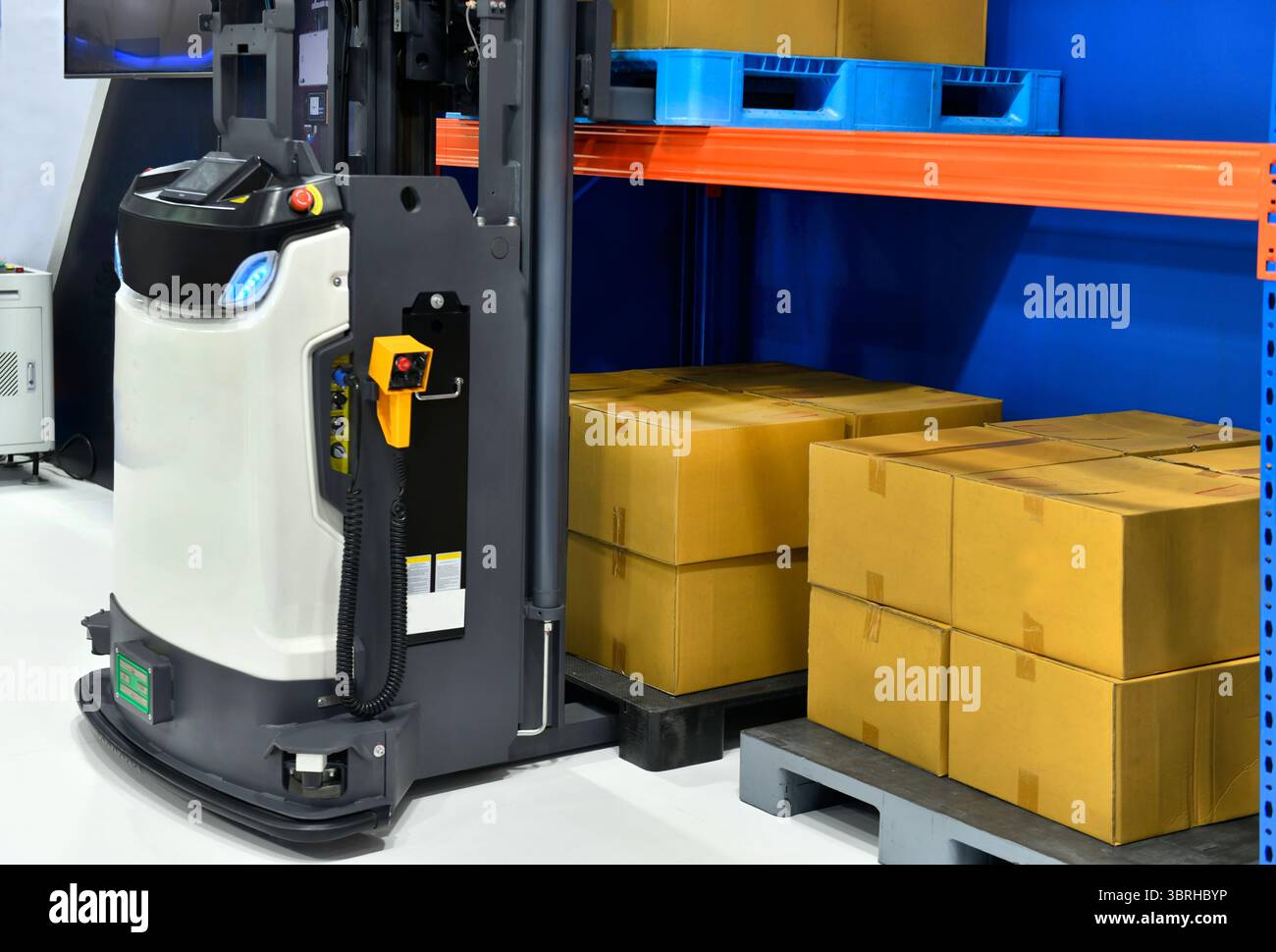 Ai technology autonomous transportation hi-res stock photography and ...