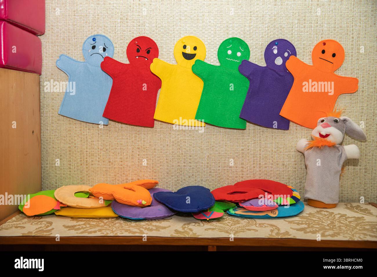 Social emotional learning and classroom hi-res stock photography and ...