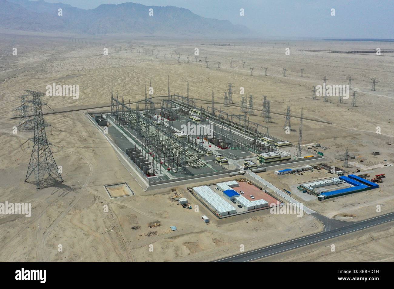 (250713) -- MINFENG, July 13, 2025 (Xinhua) -- An aerial drone photo ...