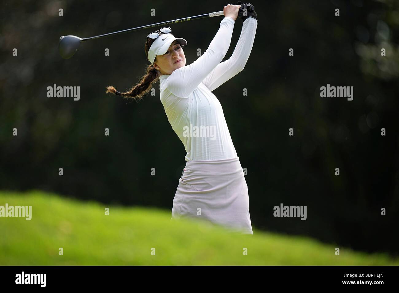 Gabriela Ruffels, of Australia, plays on the 4th hole during the last ...