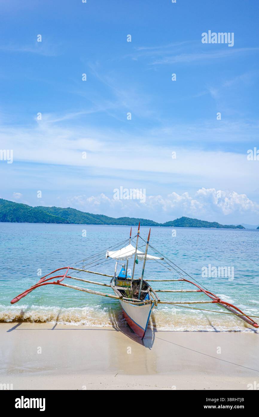 Traditional boat gently hi-res stock photography and images - Alamy