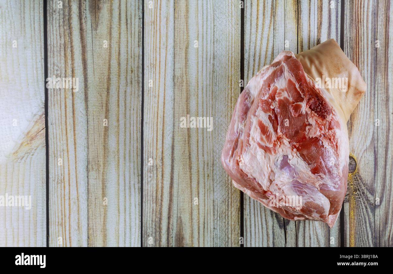 Raw pork ham leg hi-res stock photography and images - Alamy