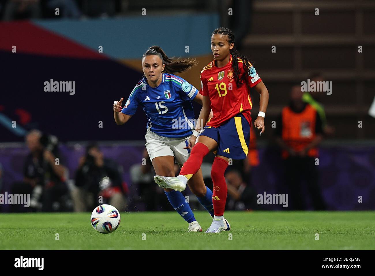 Victoria Lopez Serrano (Spain Women)Annamaria Serturini (Italy) during ...