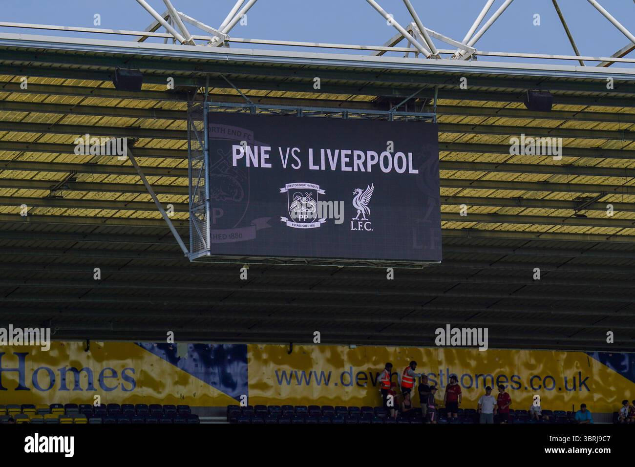 Pne fc hi-res stock photography and images - Alamy