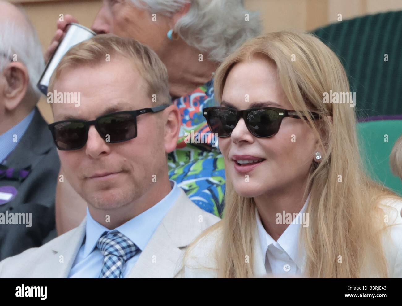 British cyclist Sir Chris Hoy (L) and Australian actress Nicole Kidman ...