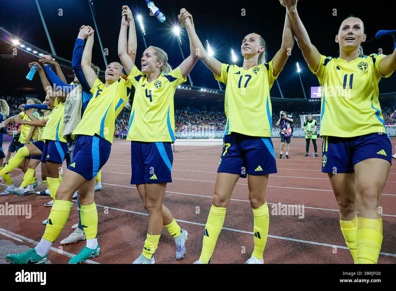 The Sweden team celebrates at the end of the match the UEFA Womens EURO ...