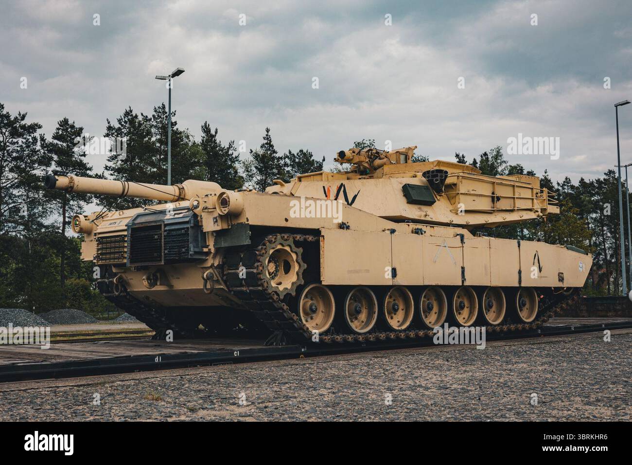 M1A1 Abrams arrives in Germany for Ukraine-6 Stock Photo - Alamy