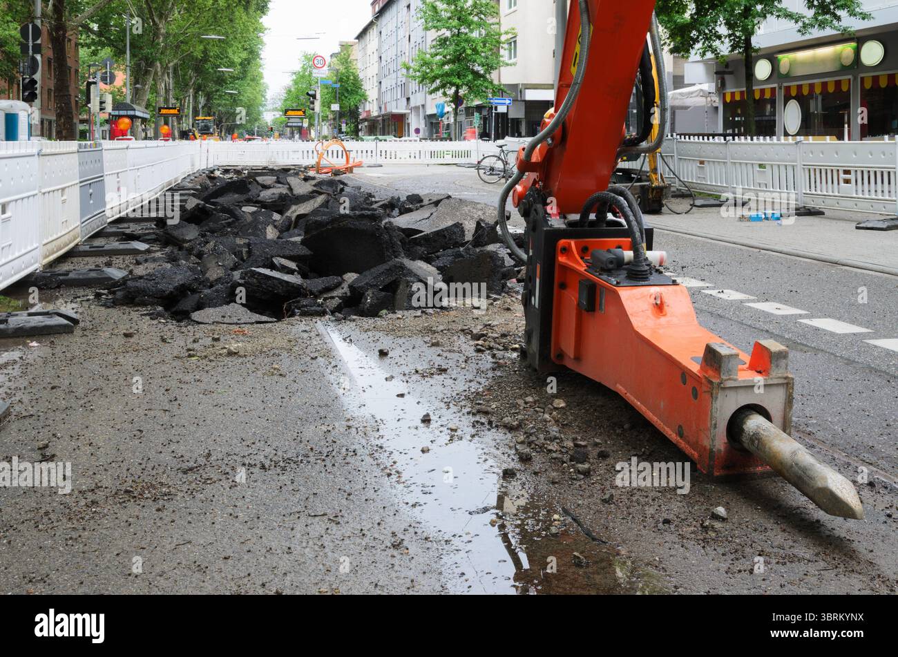 Road demolition debris hi-res stock photography and images - Alamy