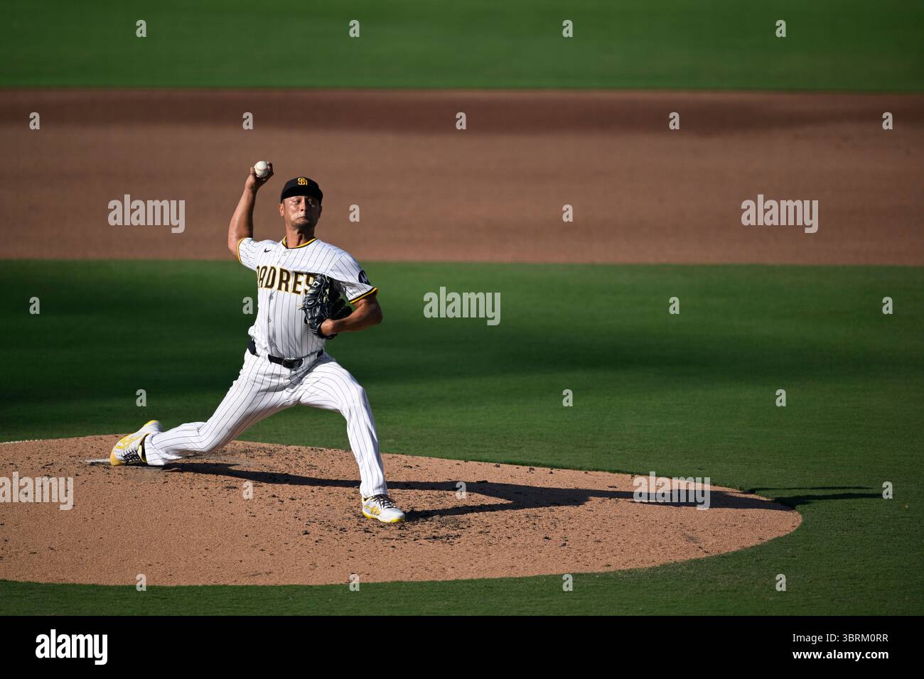 San Diego Padres starting pitcher Yu Darvish works against a ...