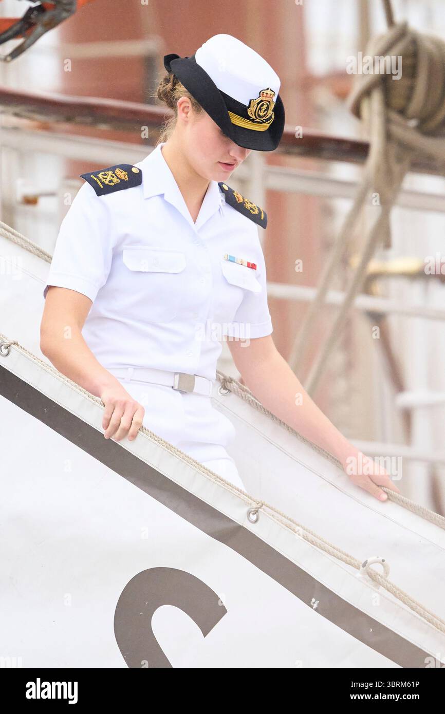 Crown Princess Leonor arrives onboard of Juan Sebastian de Elcano at ...