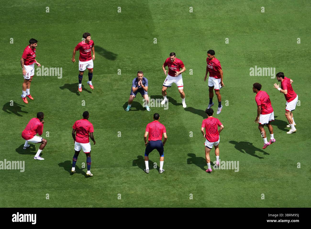 Paris Saint-Germain players warm up before the Club World Cup final ...