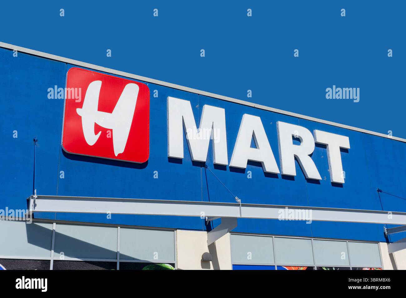 CALGARY, CANADA - MAY 30, 2025: Store logo of H Mart in Calgary, an ...