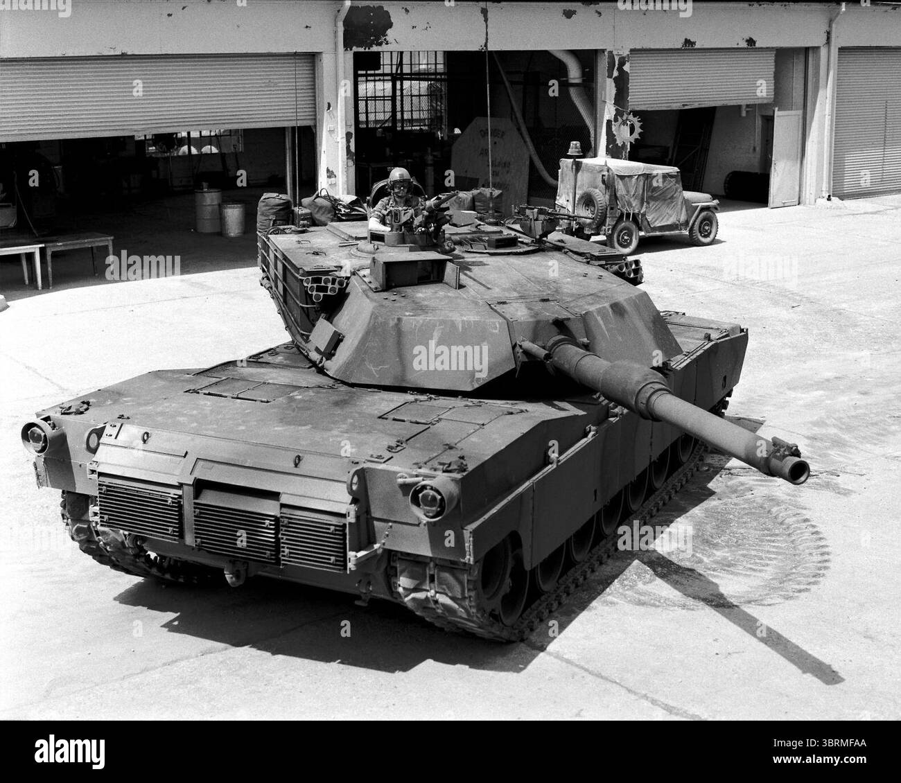 Manning a .50 cal on M1A1 Abrams main battle tank Fort Knox Stock Photo ...
