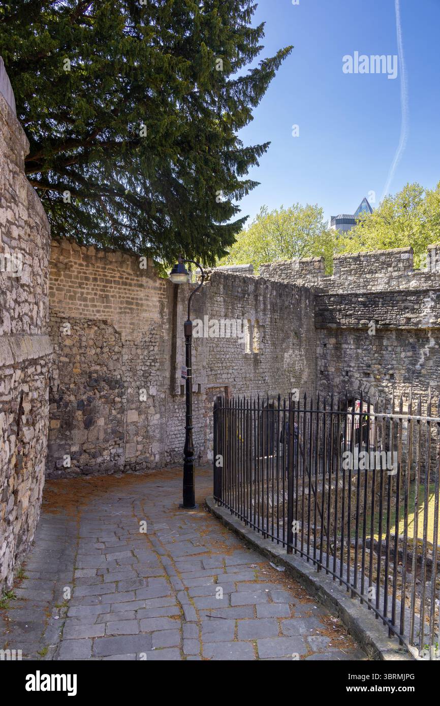 Historic town wall hi-res stock photography and images - Alamy