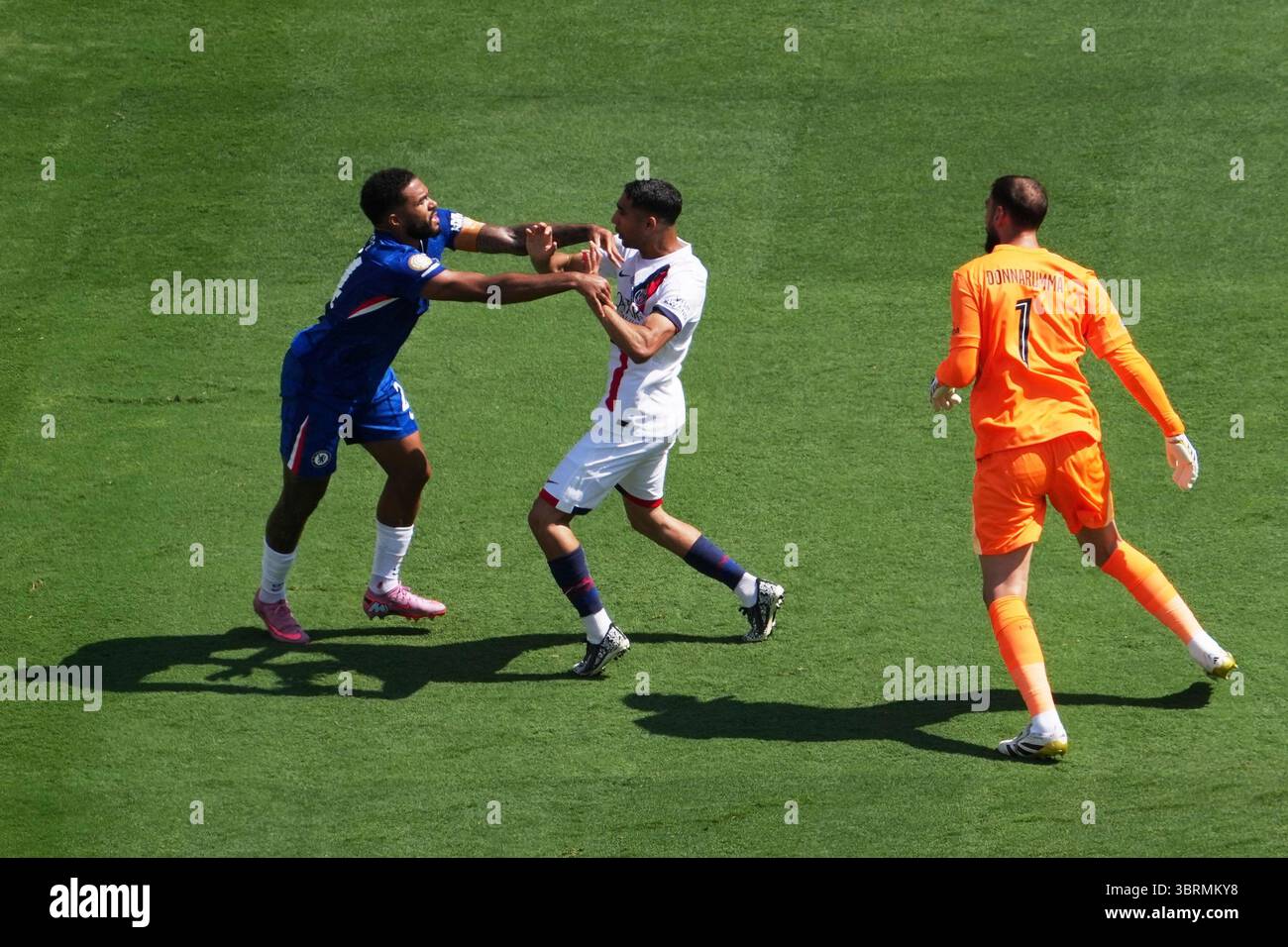 Chelsea's Reece James (24) and Paris Saint-Germain's Achraf Hakimi (2 ...