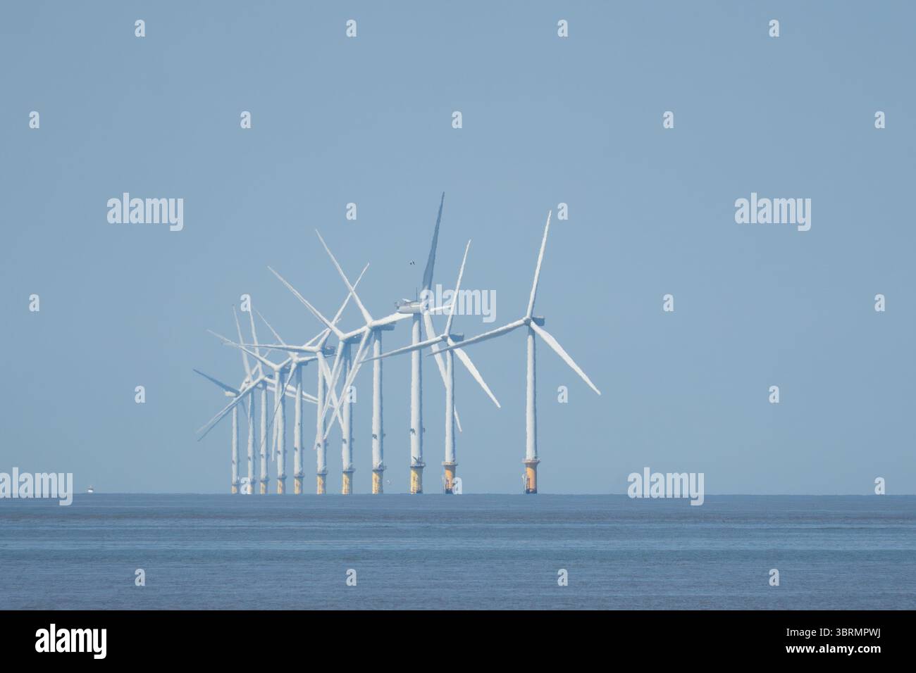 Burbo Bank Wind Farm in the River Mersey. 2025 Stock Photo - Alamy