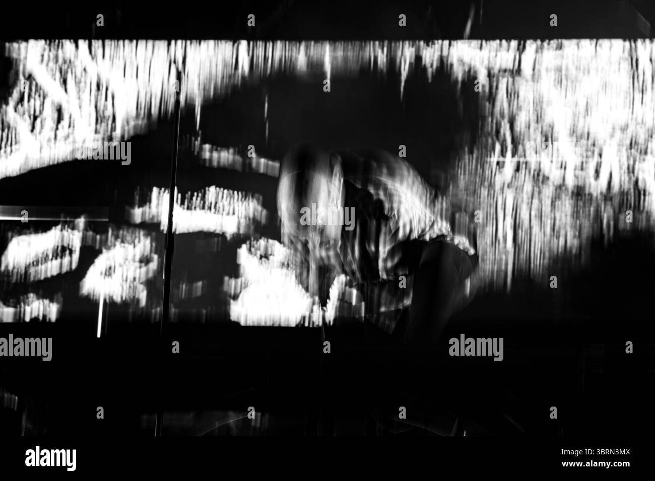 Ivo Rosario is the lead singer of the Portuguese Linkin Park tribute ...