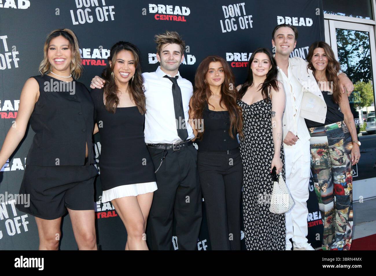 Kara Royster, Ashley Argota, Jack Griffo, Brielle Barbusca, Ariel Winter, Sterling Beaumon ...