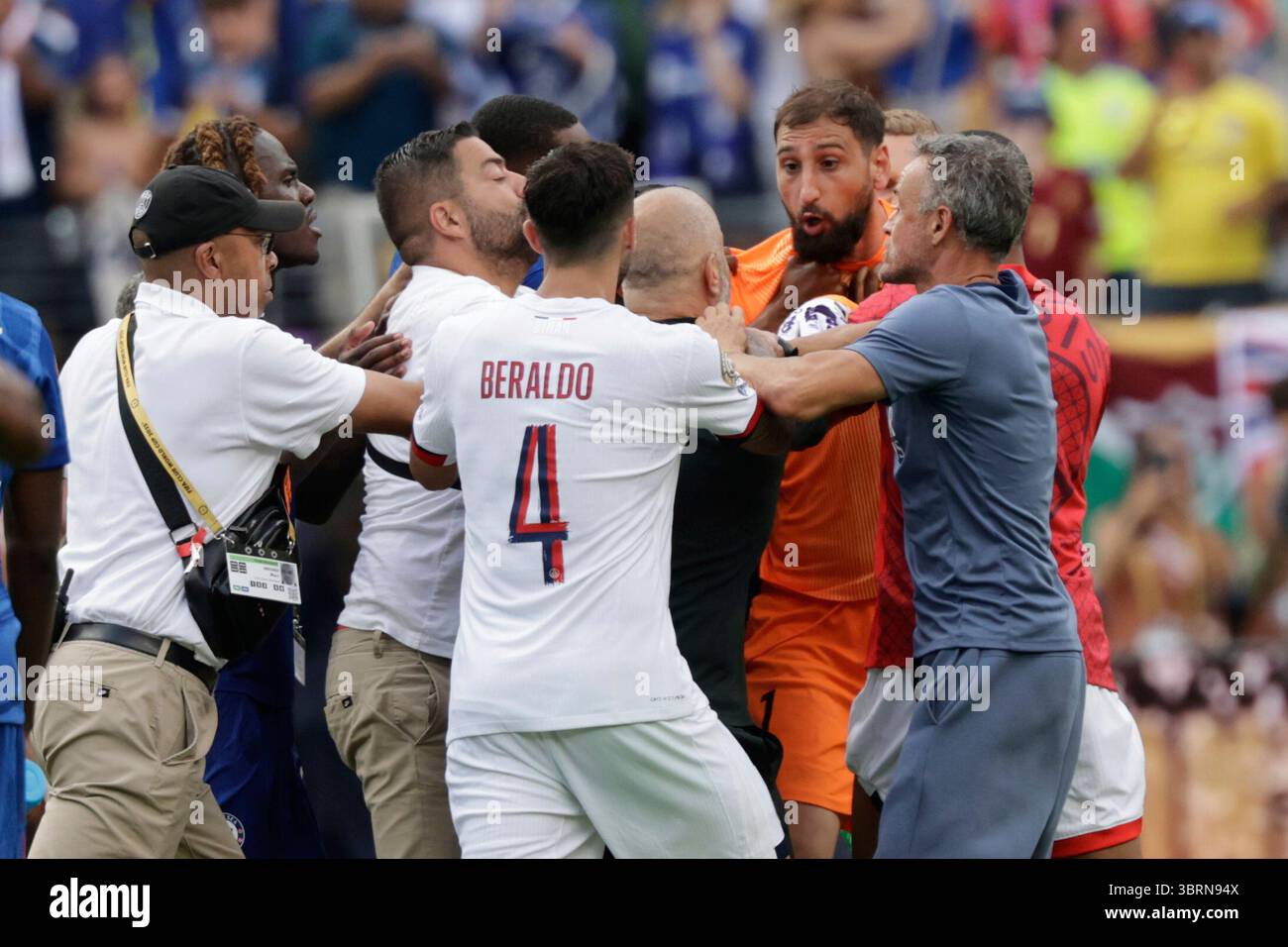 Paris Saint-Germain and Chelsea players scuffle after the Club World ...