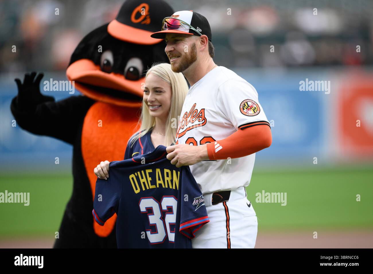Baltimore Orioles' Ryan O'Hearn, right, poses with his wife Hannah as ...