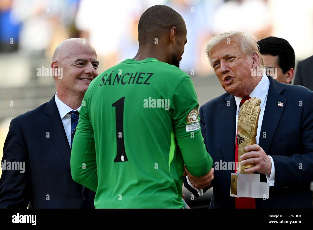 13 July 2025, USA, East Rutherford: Soccer, Club World Cup, Chelsea FC ...