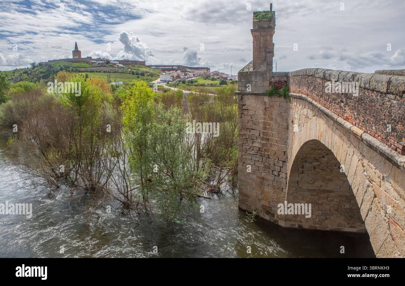 Medieval bridge spanning the Jerte river, Galisteo, Caceres, Spain ...