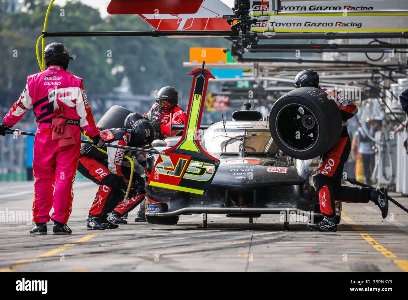 08 HARTLEY Brendon (nzl), HIRAKAWA Ryo (jpn), Toyota Gazoo Racing, Toyota GR010 Hybrid #08 ...