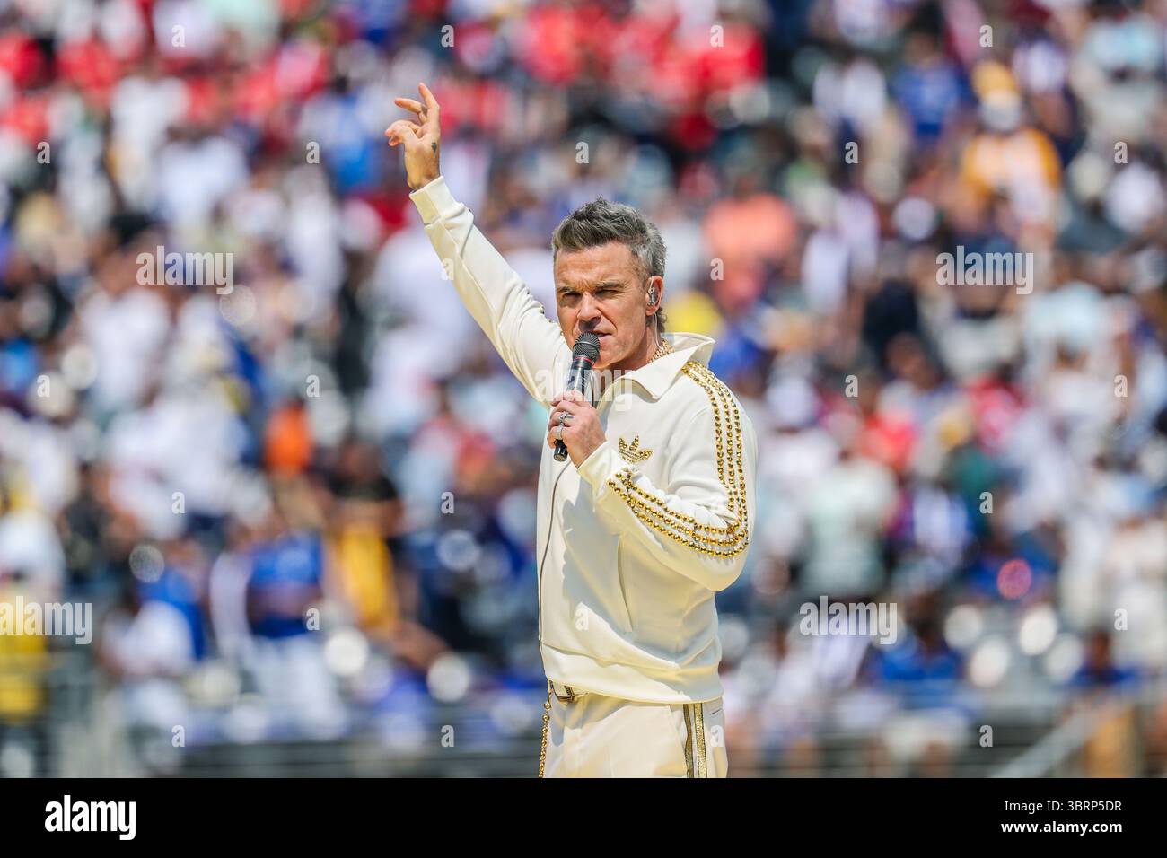 Robbie Williams perform before the FIFA Club World Cup 2025 final match ...