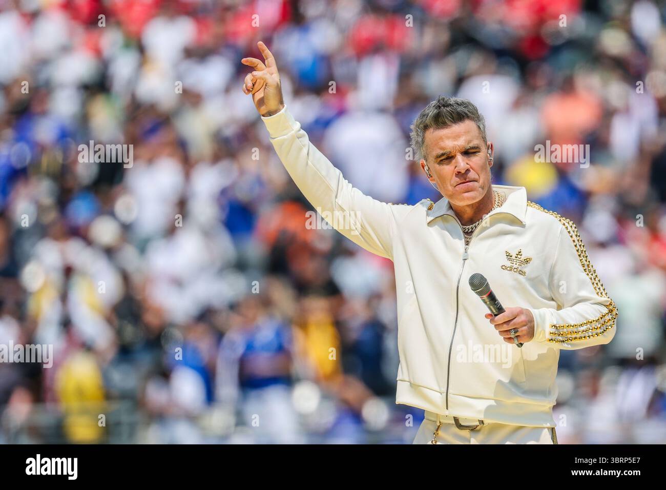 Robbie Williams perform before the FIFA Club World Cup 2025 final match ...