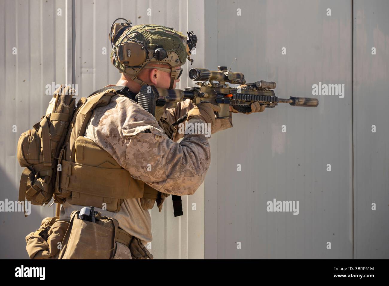 Kenneth ramos hi-res stock photography and images - Alamy