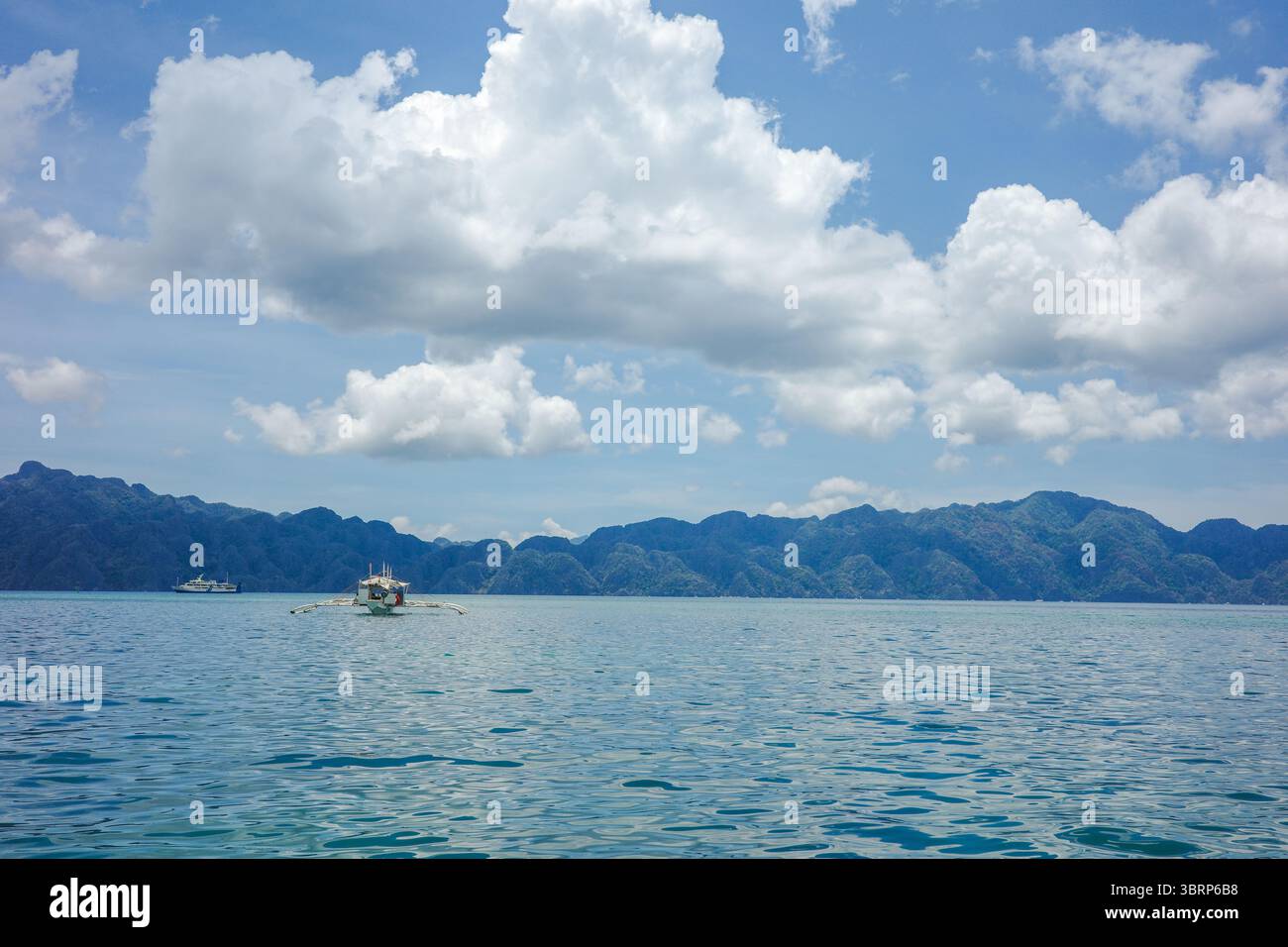 A beautiful mountains landscape of the ocean in Coron, Palawan, The ...