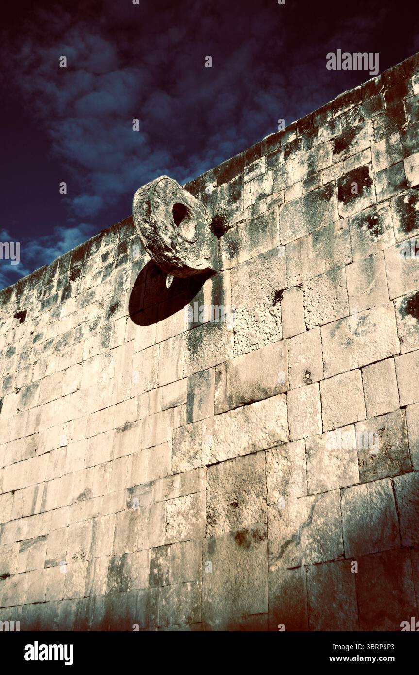 Chichen Itza Mayan Ancient Archeological Complex and Ball Court Stock ...