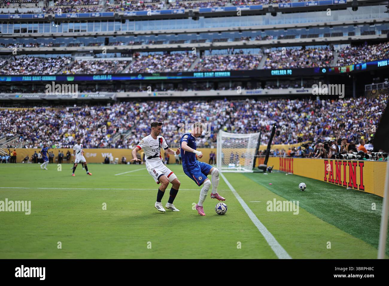 Chelsea psg cole palmer hi-res stock photography and images - Alamy