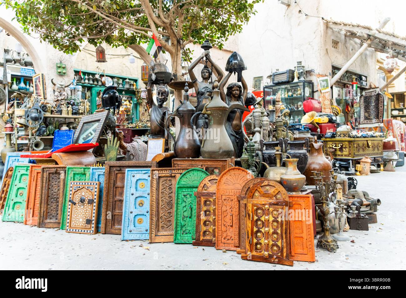 Antique market at Al seef Dubai , Traditional brass market with brass ...