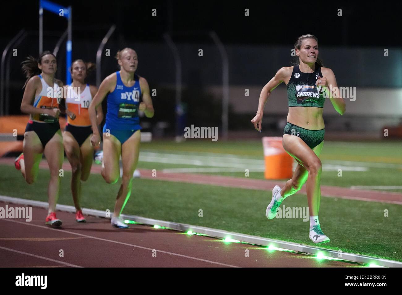 Josette Andrews aka Josette Norris (USA) wins the women's 1,500m in 4: ...