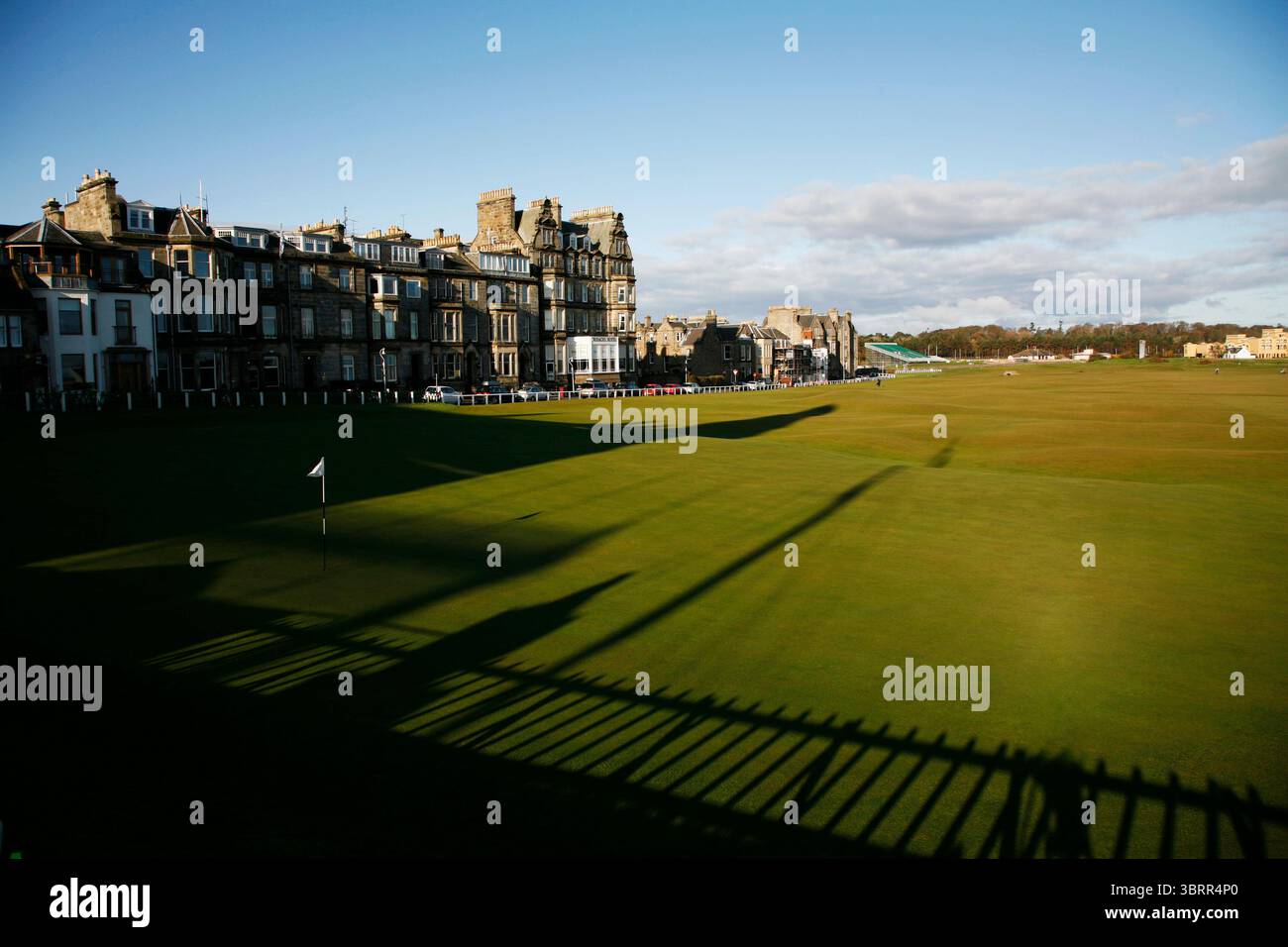 18th Hole St. Andrews (old) GC and clubhouse, Scotland UK. Photo credit ...