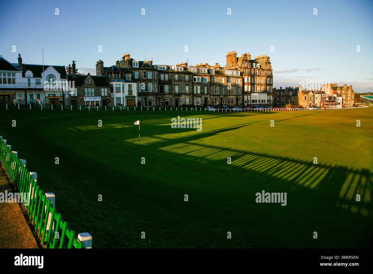 18th Hole St. Andrews (old) GC and clubhouse, Scotland UK. Photo credit ...