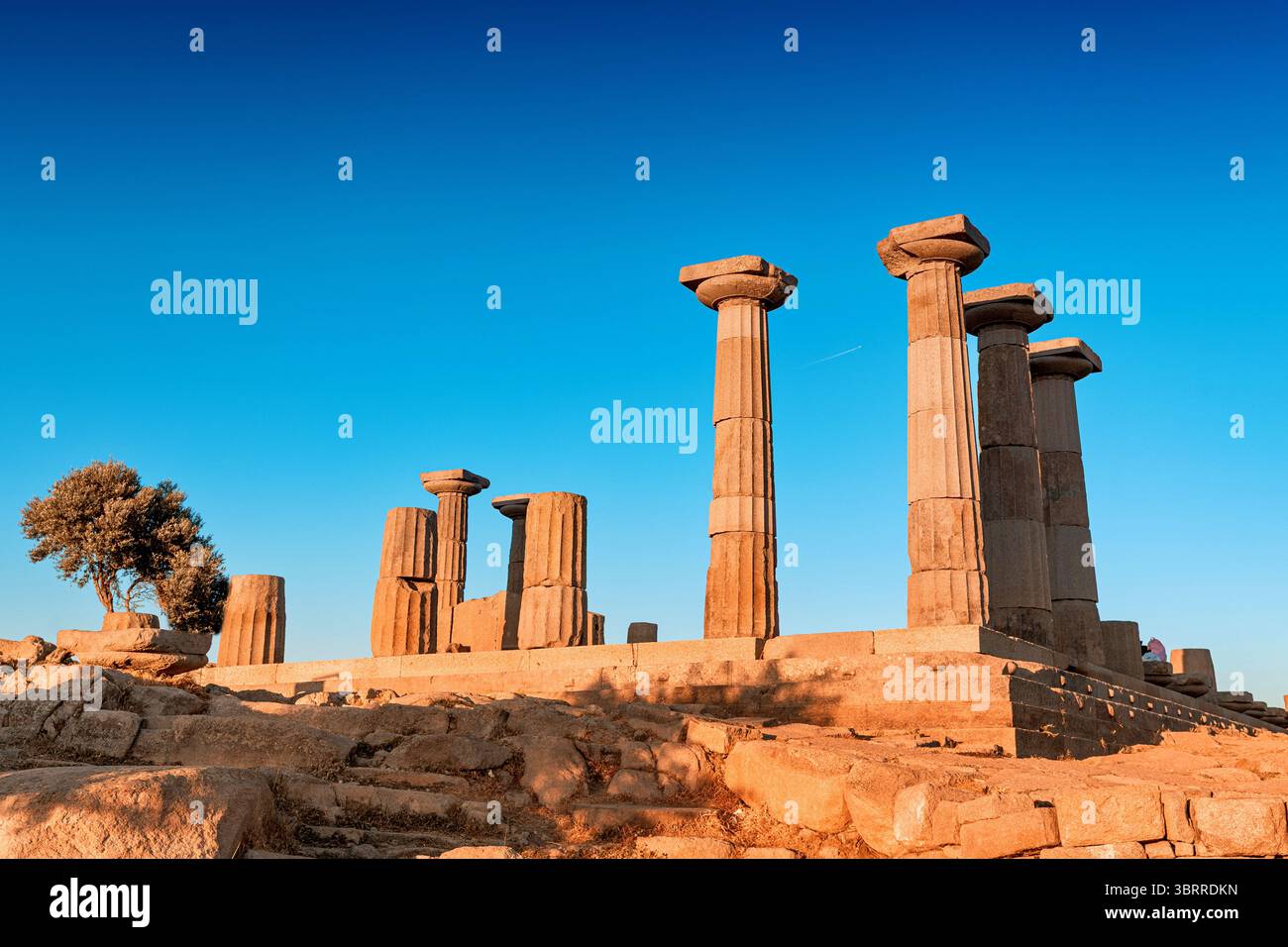 Ancient greek columns standing tall, with the turkish flag waving ...