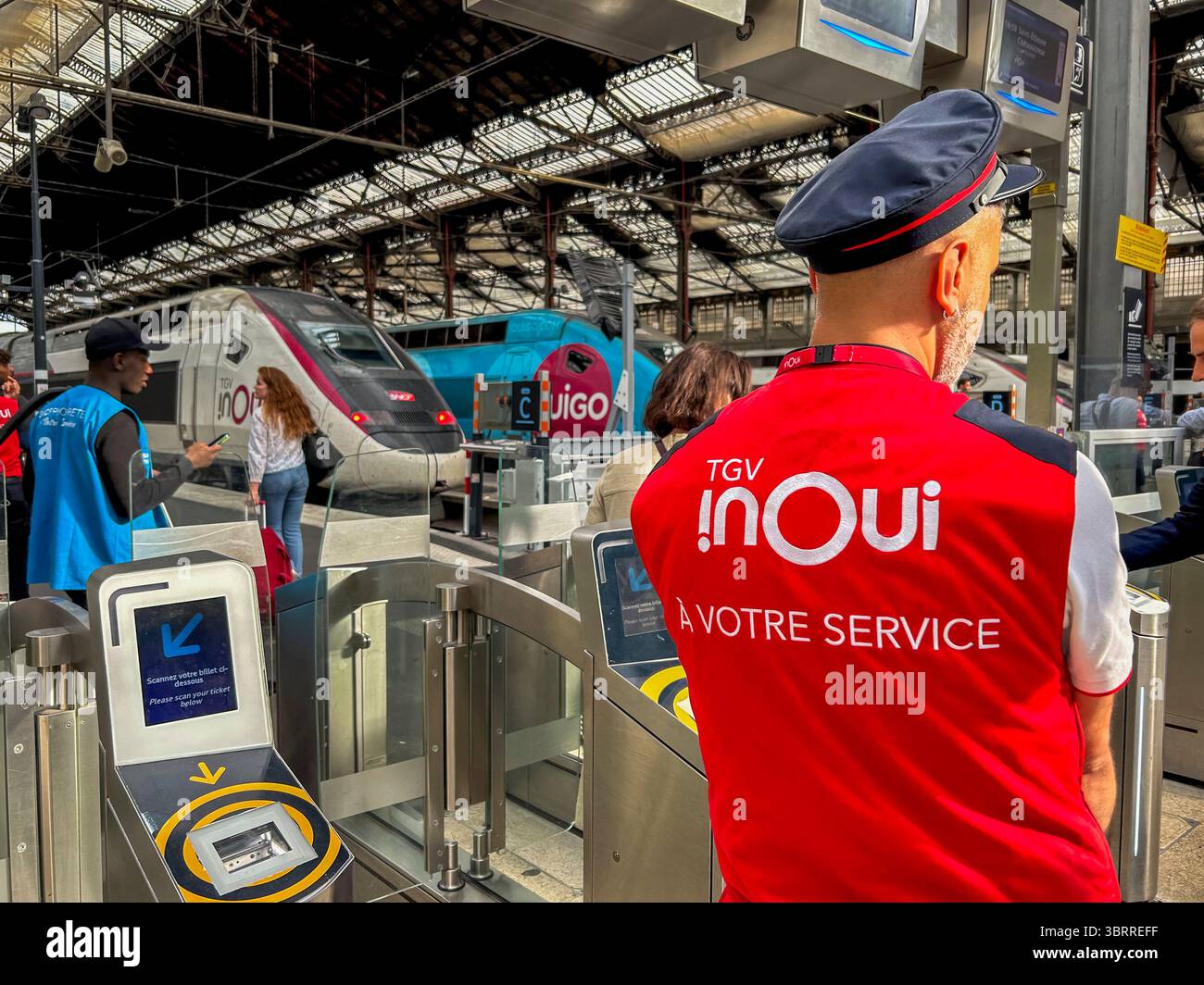 Paris, France, View inside French TGV Train Station, Gare de Lyon, SNCF ...
