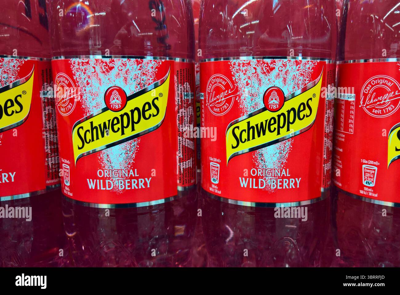Schweppes Original Wild Berry. Schweppes ist eine ...