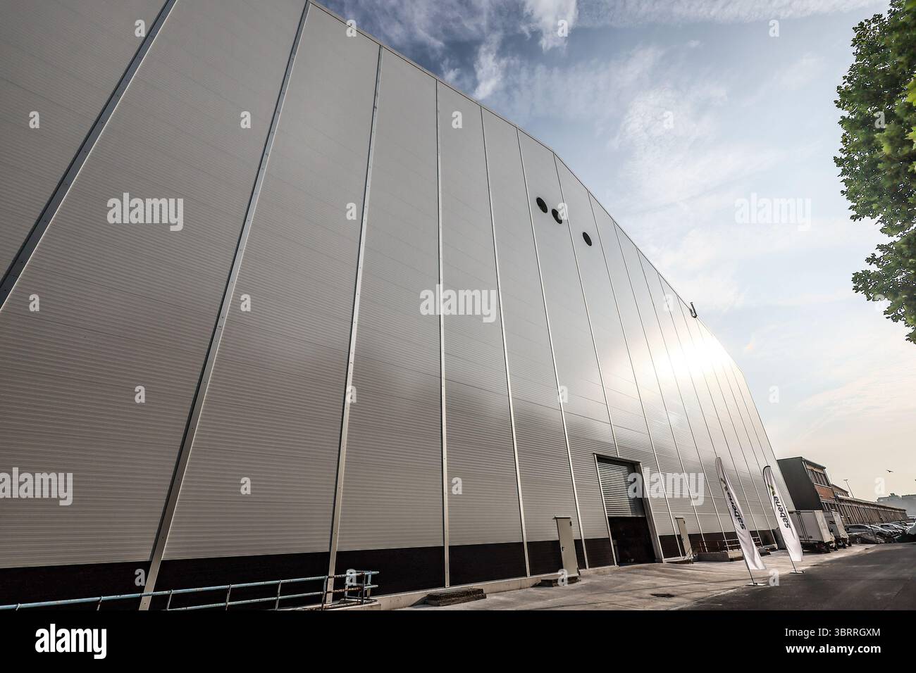 This picture shows the new hangar the inauguration of the new Hangar 7 by Sabena Engineering ...