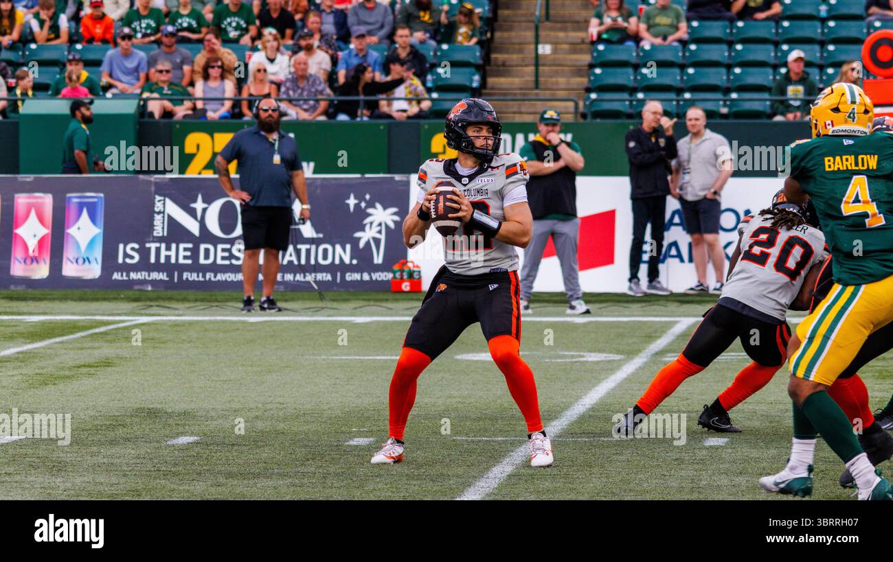 (12) Nathan Rourke of the BC Lions sets to throw the ball during the ...