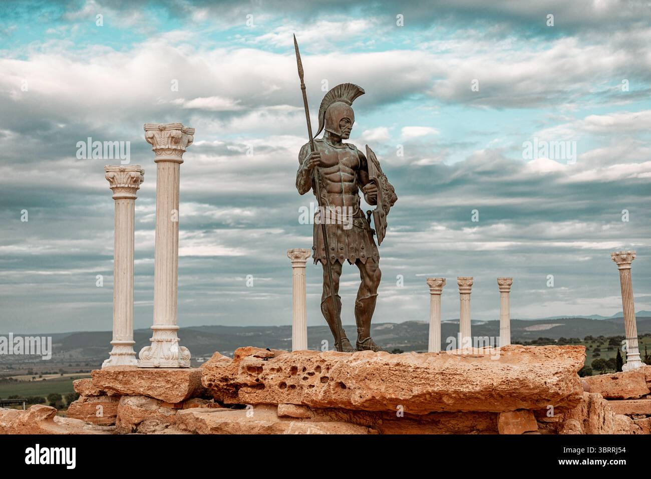 05 May 2025, Uluova, Turkiye: Bronze statue of a greek hoplite holding ...