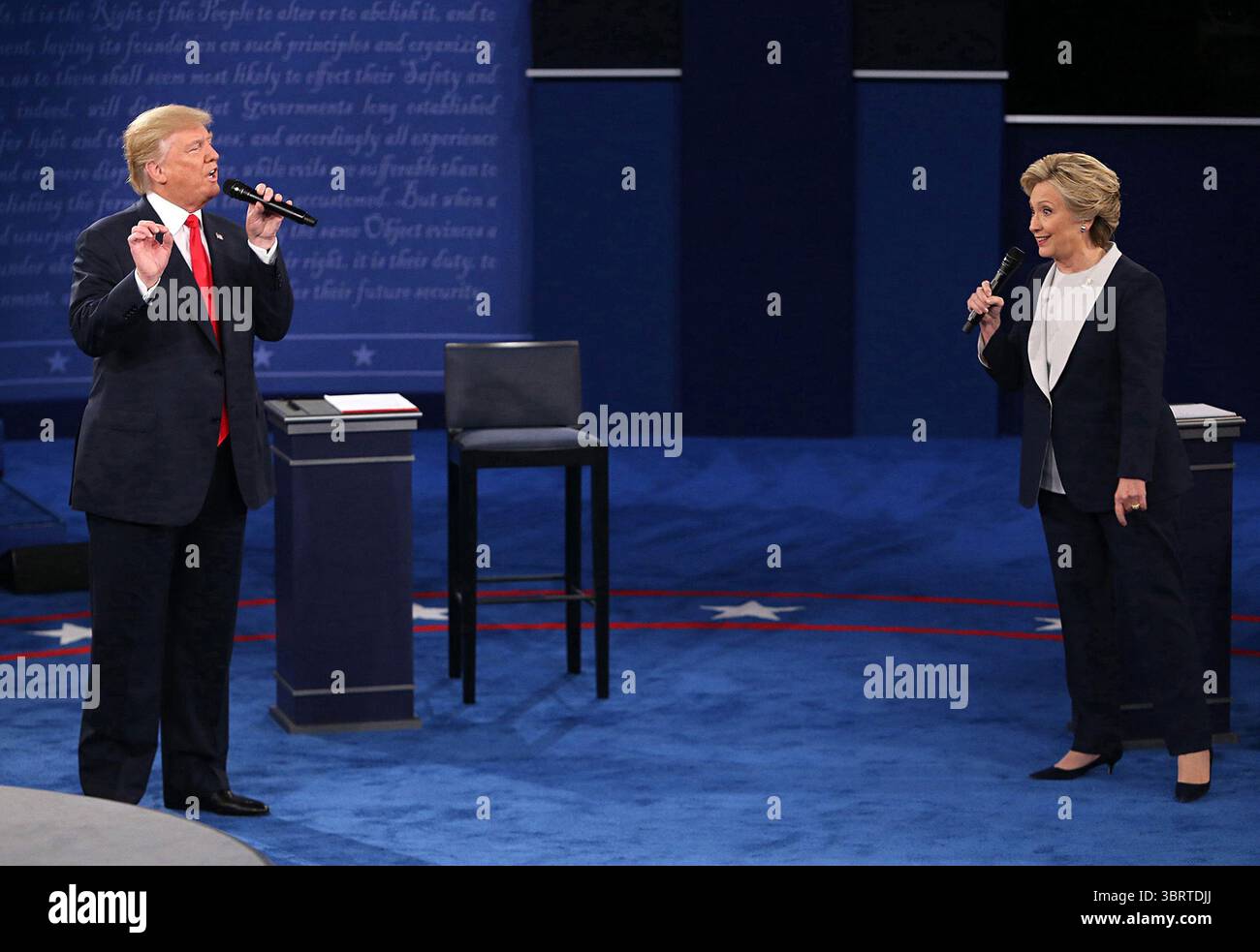 Us debate candidates campaign 2016 hi-res stock photography and images ...