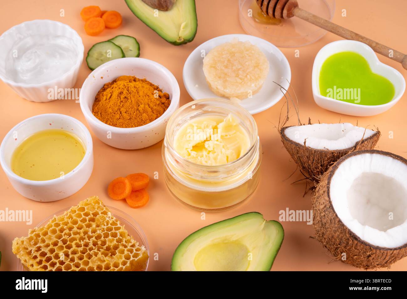 DIY Natural Sunscreen Alternative, Anti-Sunscreen Movement. Natural ...
