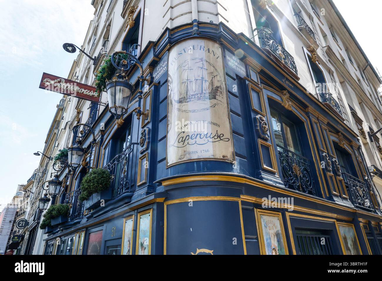 Lapérouse restaurant hi-res stock photography and images - Alamy