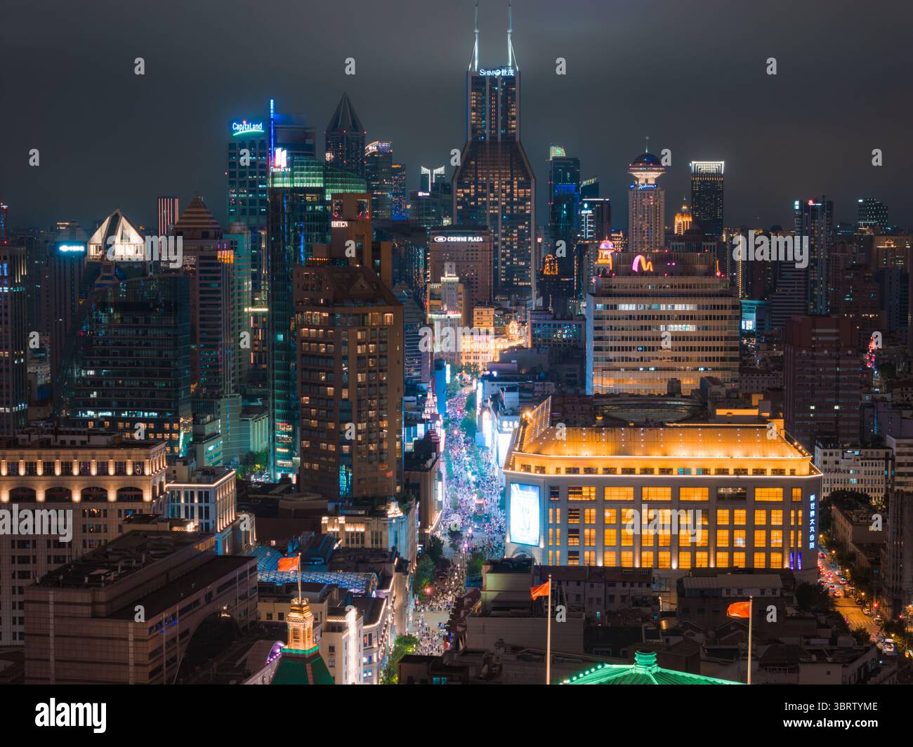 The bund buildings 2025 hi-res stock photography and images - Alamy