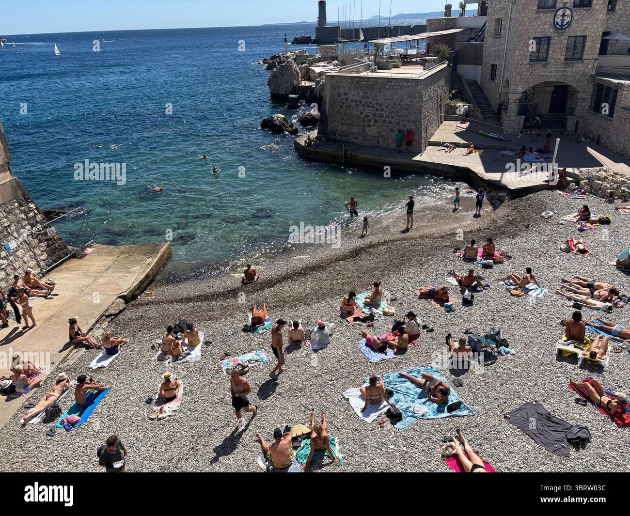 The beach at Club de la Mer at Nice in France Stock Photo - Alamy